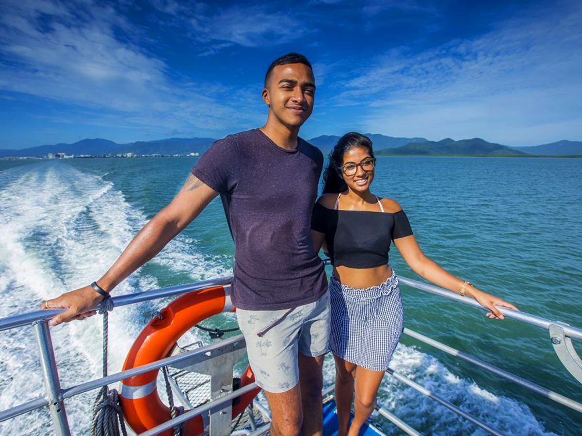 Great Barrier Reef Day Tour with Reef Experience from Cairns | Cairns ...